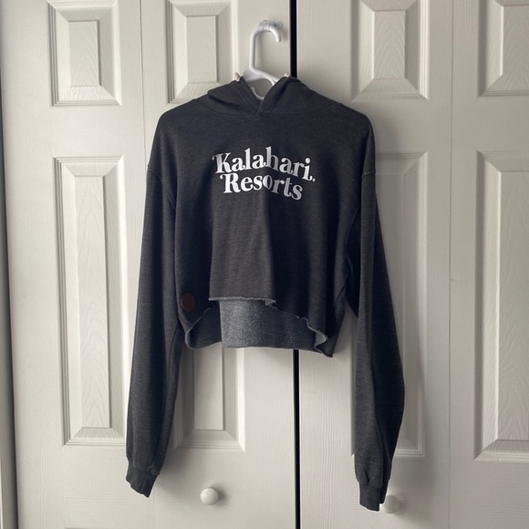pop surf | Tops | Kalahari Resort Cropped Hoodie | Poshmark